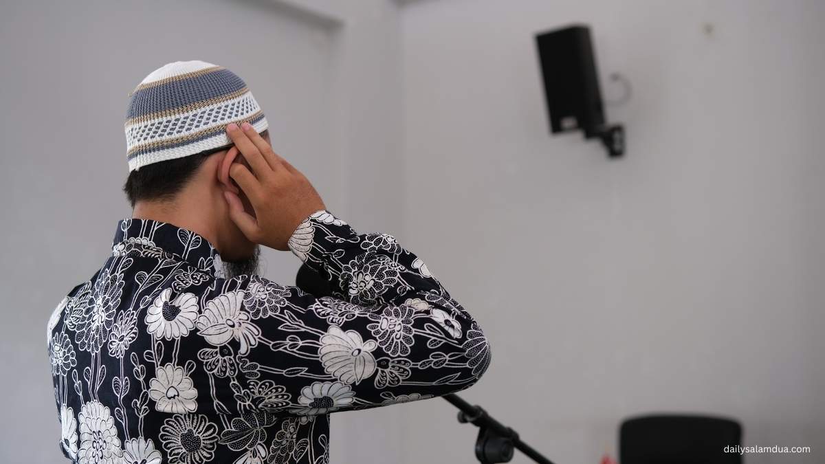Adhan (Call to Prayer): Full Text, Meaning & Dua in English