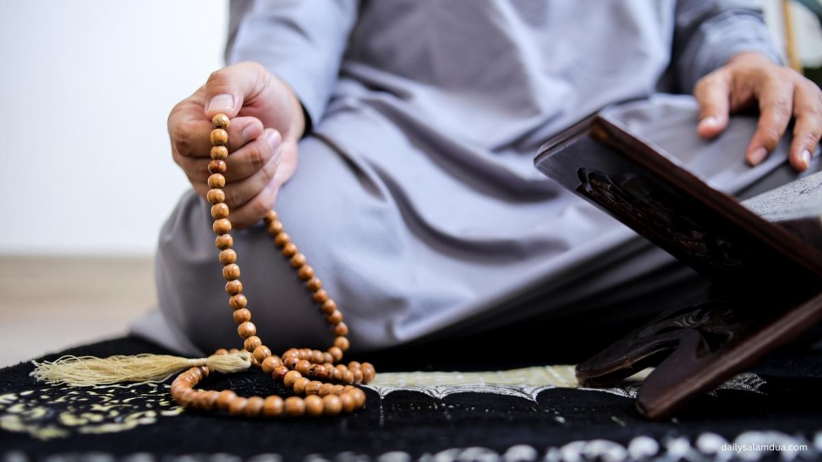 Dhikr in Islam: Best & Easy Dhikr to Remember Allah Daily